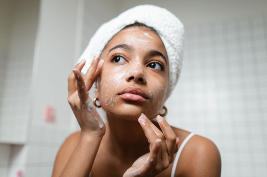 Sebum 101: What it is and How to Keep it Under Control — Graydon Skincare